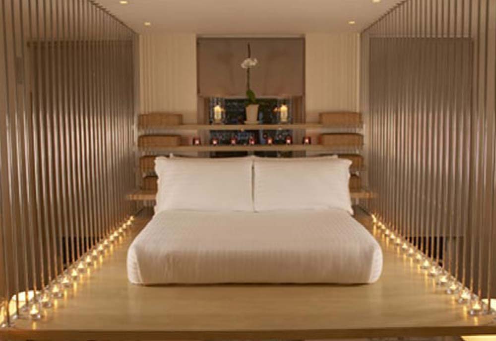 PHOTOS: Star-studded Hempel Hotel room contents up for grabs